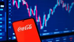 Coca-Cola (KO) Stock Overview: Is Coca-Cola Stock Expected to Go Up ...